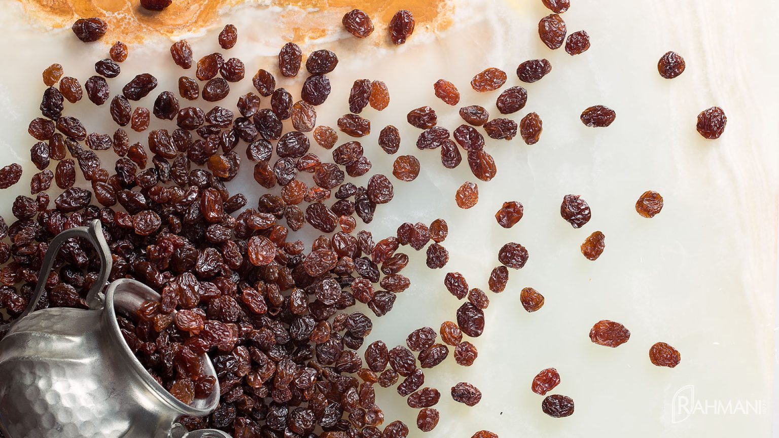 Iranian Raisins: A Look at History, Characteristics, Varieties, and ...